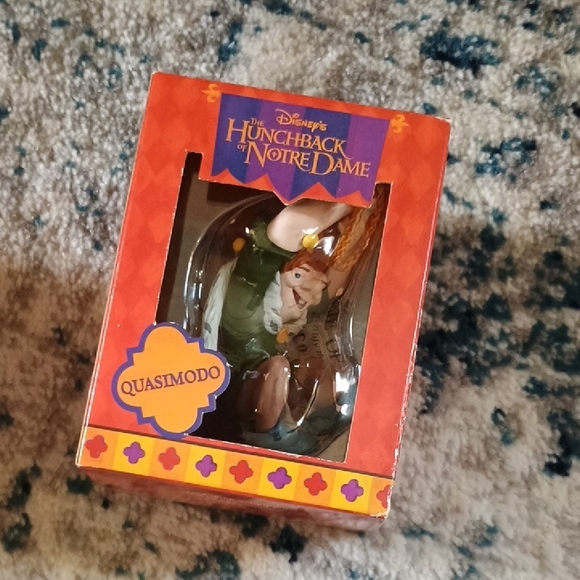 Disney | Holiday | Disney Hunchback Of Notre Dame Quasimodo Figure ...